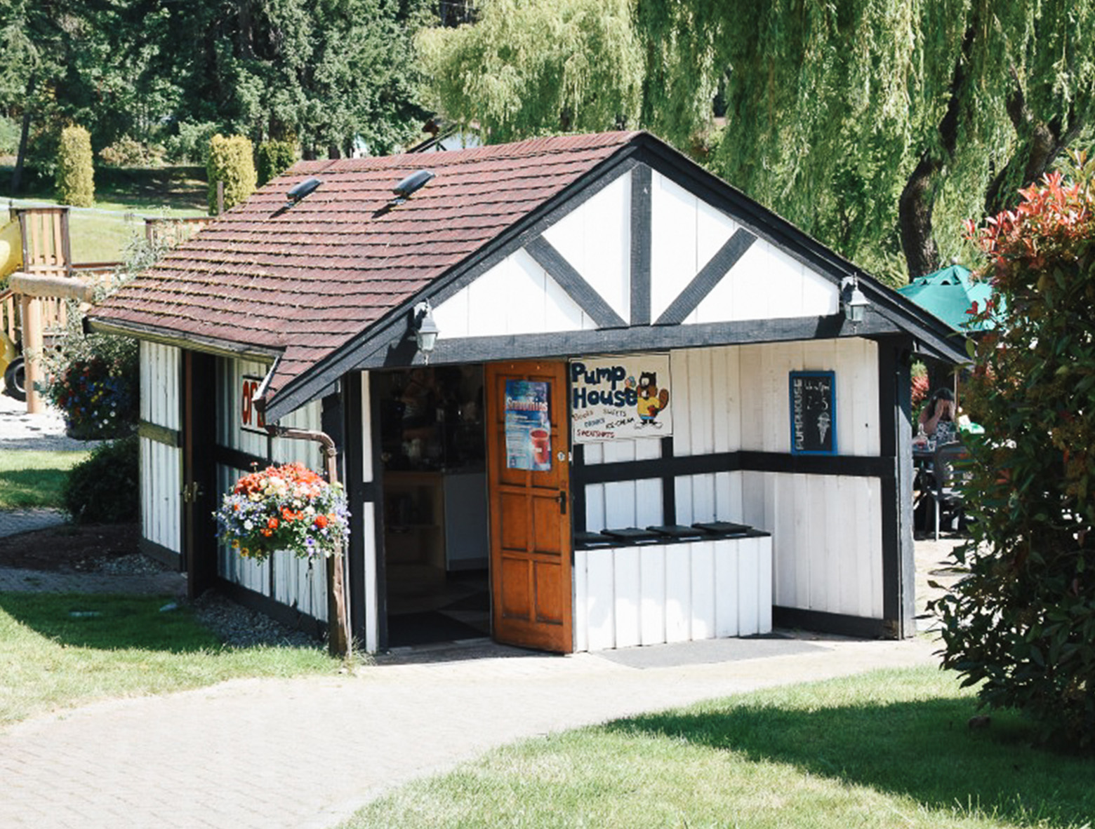 Capernwray Harbour | Thetis Island, BC